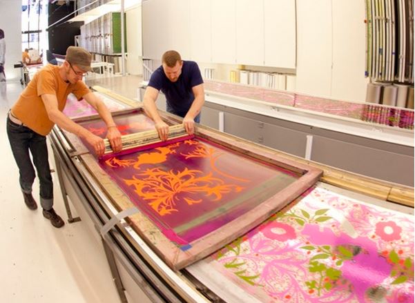 The Next Generation of Wallpaper is here and its Scented!